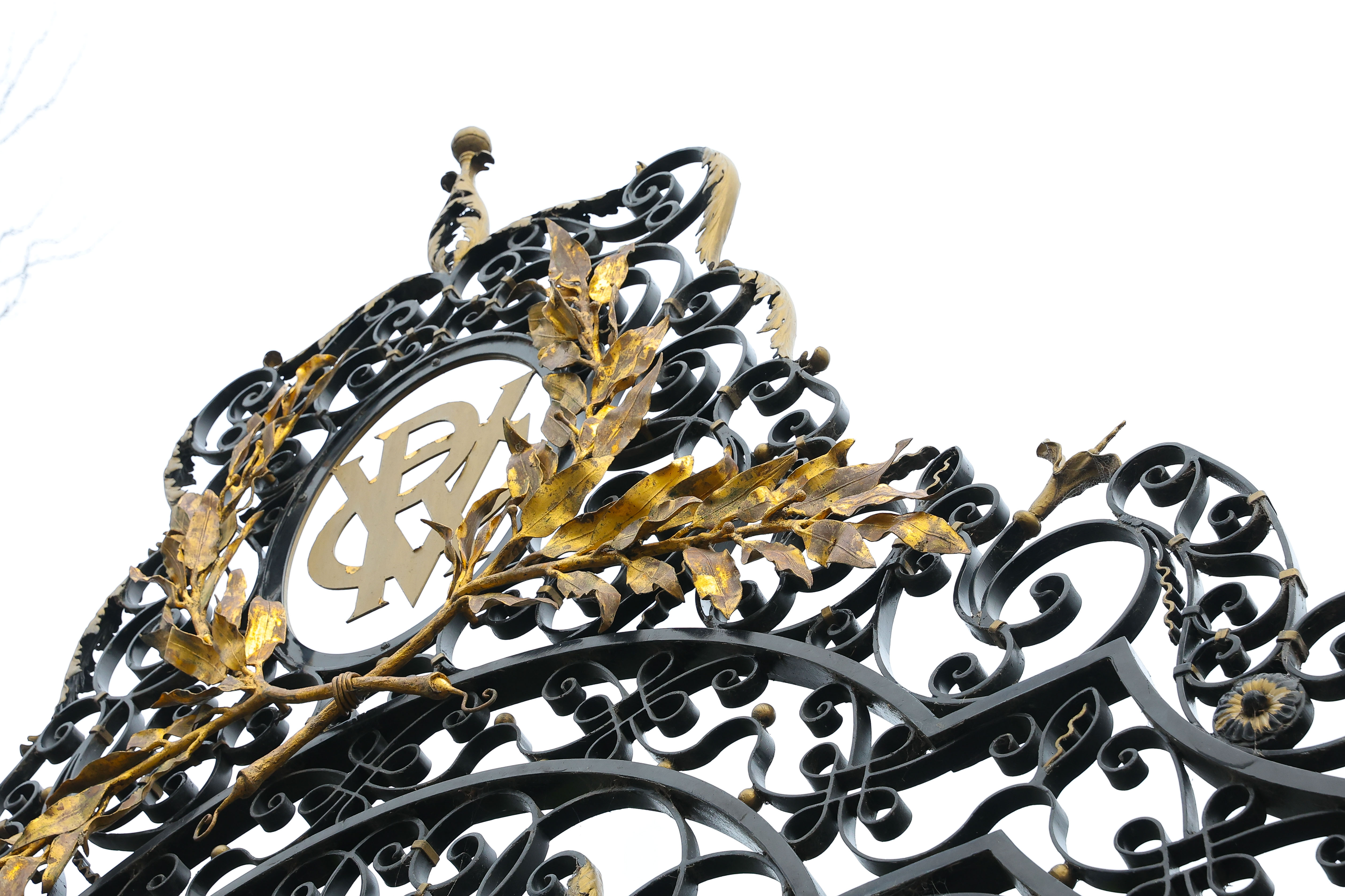 Famous winning post forged in history